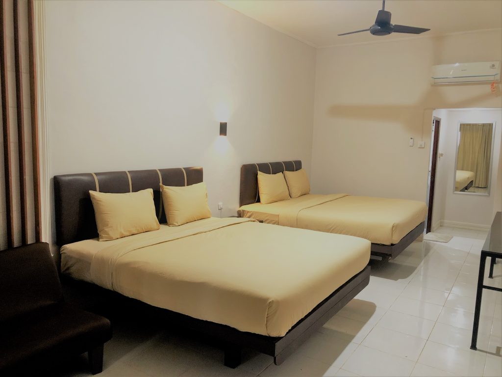 Home 1 – Randayan Island Resort